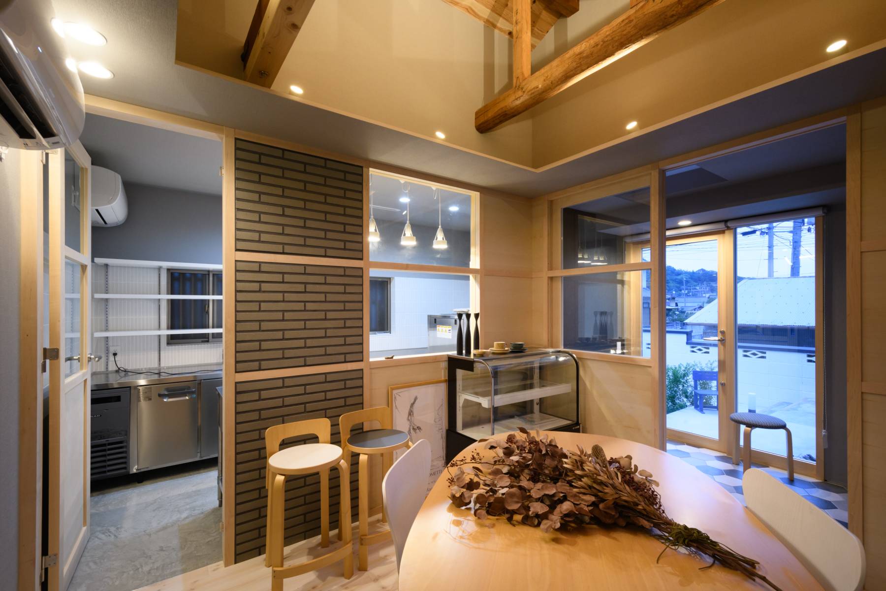 実家をリノベした小さなケーキ屋さん「Legris」 | 住宅設計作品 | 岡山の注文住宅は住宅専門設計事務所【風景のある家】